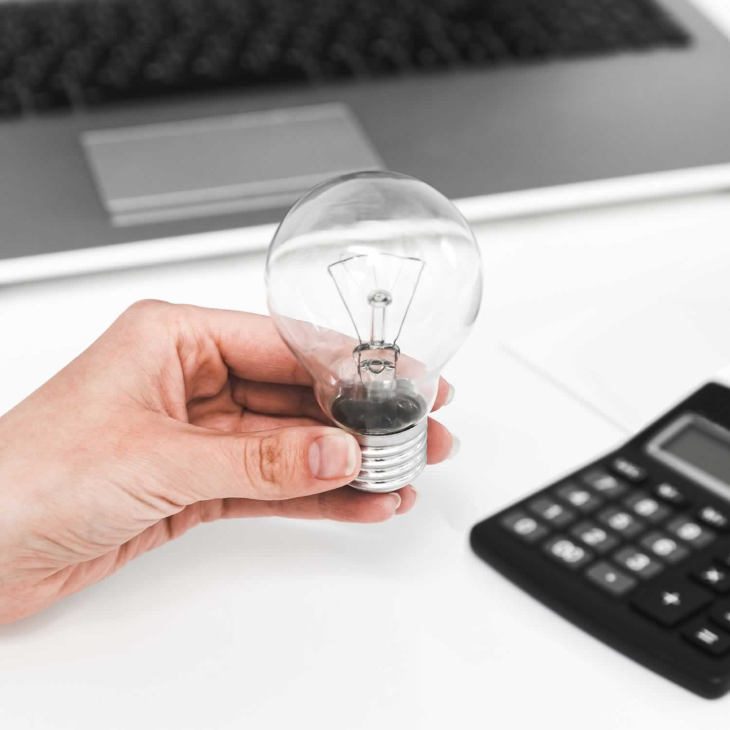 Contratti di luce e gas - Fourwinds Energy